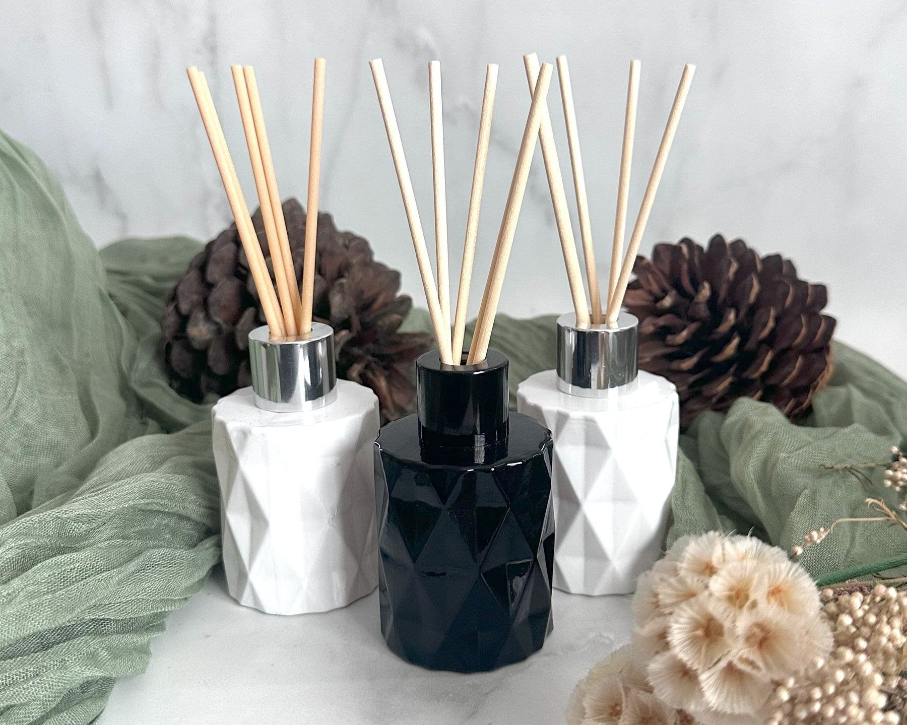 Diffusers & Room Sprays – Set The Mood NZ